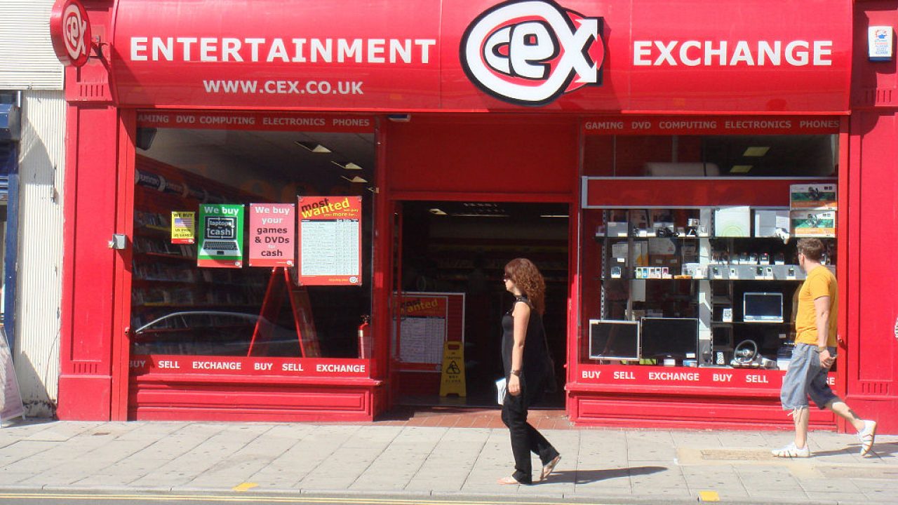 Guide to where to buy retro video games in London | Smash Jump